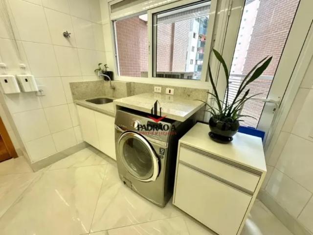 Apartamento Padrão para Venda, 3 dorm s, 3 suite s, 4 vaga s, 202 m²