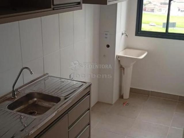 Apartamento Padrão para Venda com 02 Dormitórios no bairro Jardim Bianco