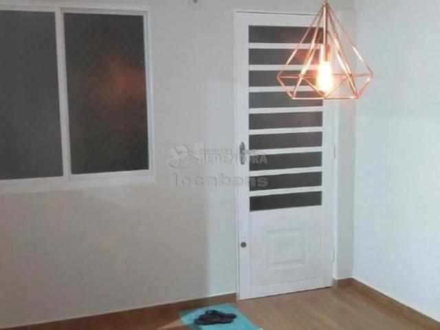 Apartamento Padrão para Venda com 02 Dormitórios no bairro Parque das Aroeiras