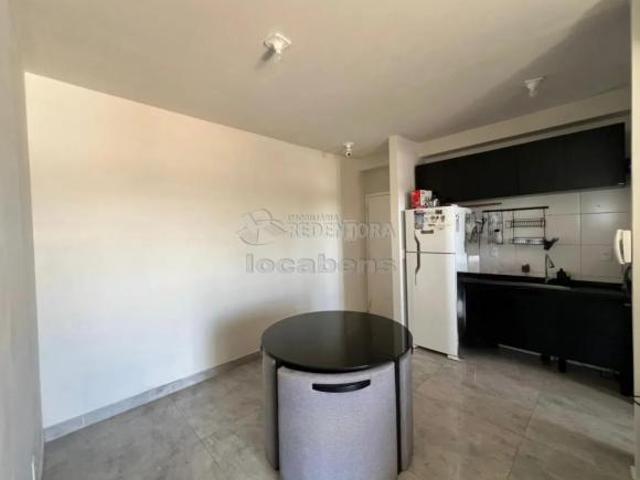 Apartamento Padrão para Venda com 02 Dormitórios no bairro Parque Quinta das Paineiras