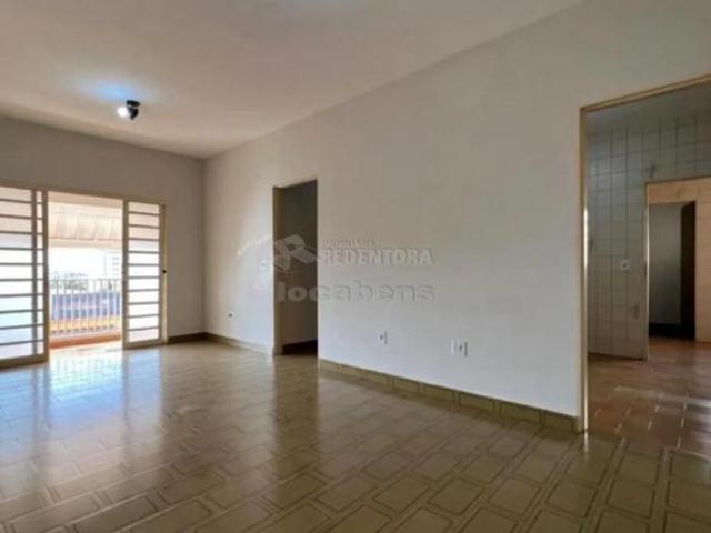 Apartamento Padrão para Venda com 03 Dormitórios no bairro Jardim Herculano