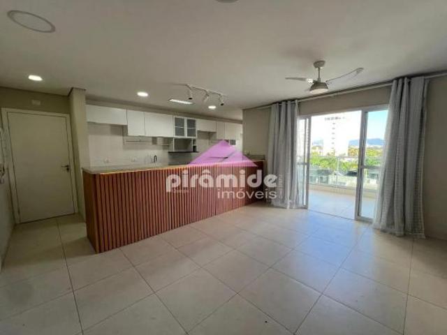 Apartamento padrão para Venda e Locação, Centro, Caraguatatuba, SP