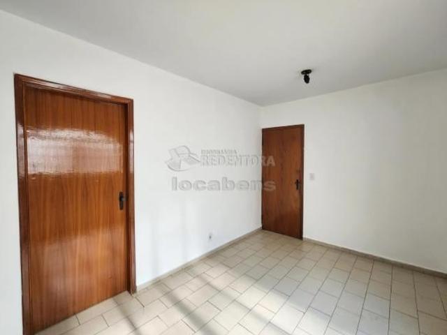 Apartamento / Padrão para locação com 02 Dormitórios na Residencial José de Matos Frade