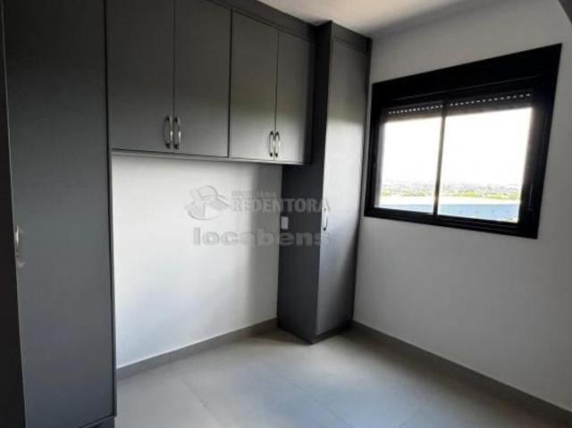 Apartamento Padrão para Locação ou Venda com 03 Dormitórios no bairro Jardim Bosque das Vivendas