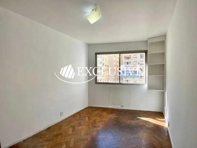 Apartamento Padrão / Residencial / Copacabana