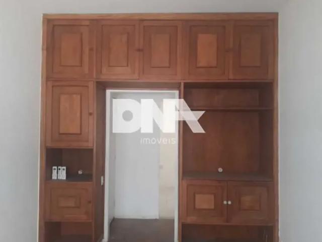 Apartamento Padrão / Residencial / Copacabana