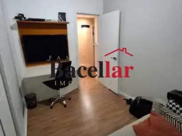 Apartamento: Padrão / Residencial / Copacabana