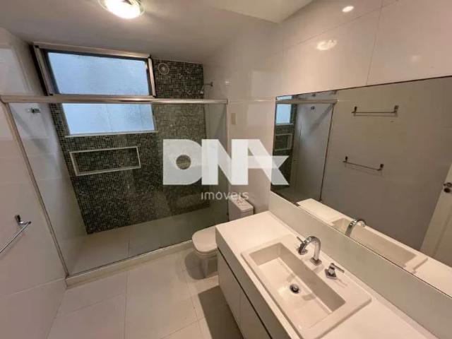 Apartamento Padrão / Residencial / Copacabana