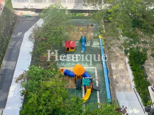 Apartamento: Padrão / Residencial / Copacabana