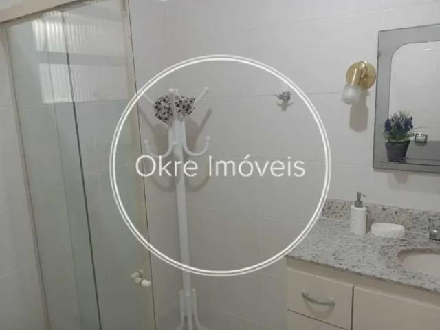 Apartamento: Padrão / Residencial / Copacabana