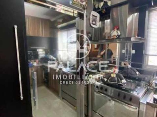 Apartamento: Padrão / Residencial / Centro