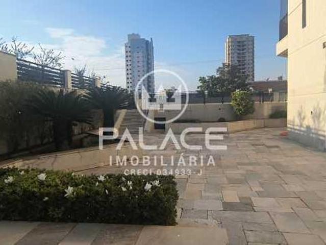 Apartamento: Padrão / Residencial / Centro
