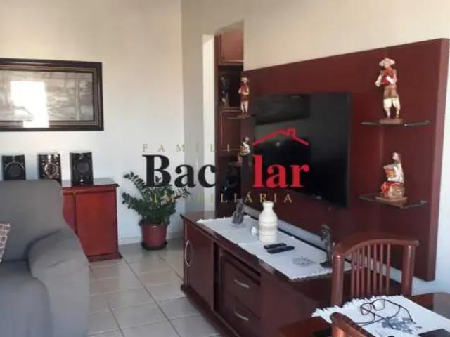 Apartamento Padrão / Residencial / Engenho de Dentro
