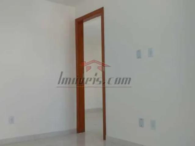 Apartamento Padrão / Residencial / Freguesia Jacarepaguá