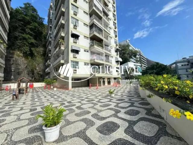 Apartamento: Padrão / Residencial / Lagoa