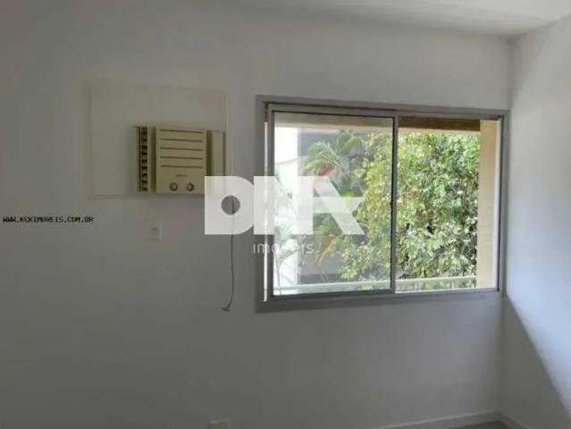 Apartamento: Padrão / Residencial / Lagoa