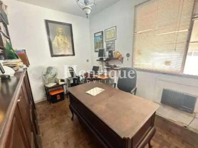 Apartamento: Padrão / Residencial / Laranjeiras