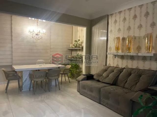 Apartamento: Padrão / Residencial / Vila Isabel