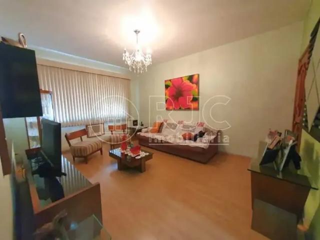 Apartamento Padrão / Residencial / Vila Isabel