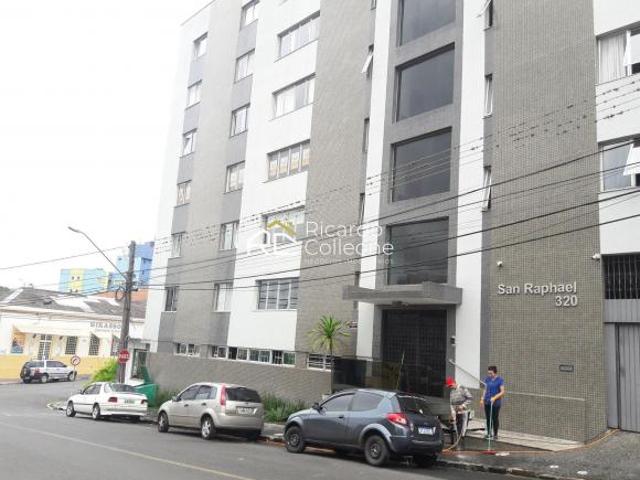 Apartamento Padrão no Centro, Face Norte, 150m2, 03 quartos, 02 Vagas