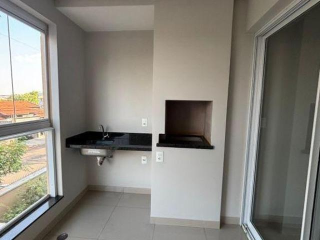 Apartamento Padrao com 3 Dormitorios em Jardim Nova Yorque