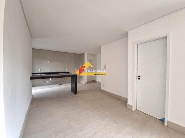 Apartamento para aluguel, 3 quartos, 1 suíte, 2 vagas, Centro Divinópolis/MG