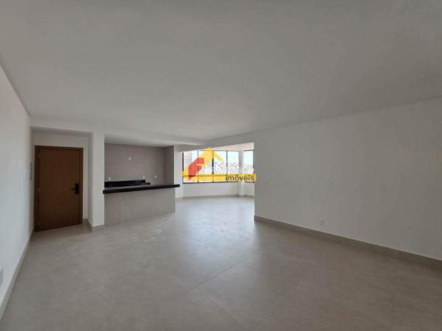Apartamento para aluguel, 3 quartos, 1 suíte, 2 vagas, Santa Clara Divinópolis/MG