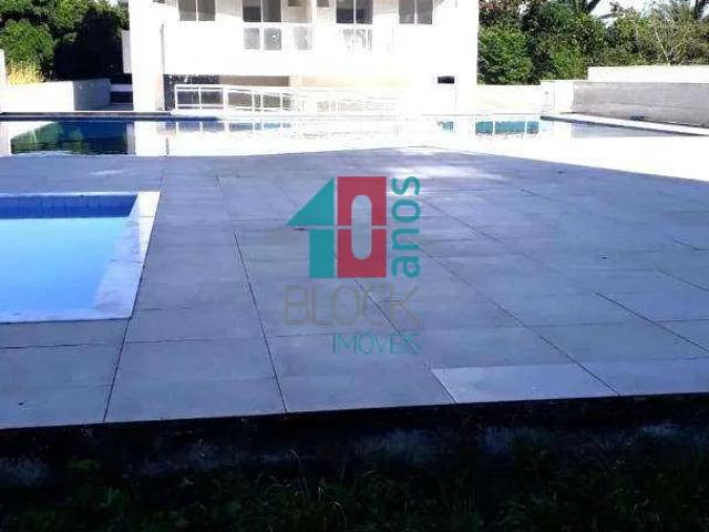 Apartamento para aluguel com 1 quarto em Vargem Pequena com 48m²