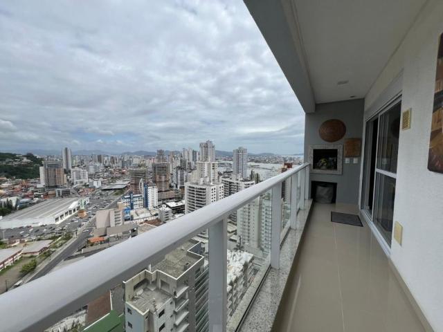Apartamento para Aluguel com 1 quartos, 45 m² por R$ 5.000