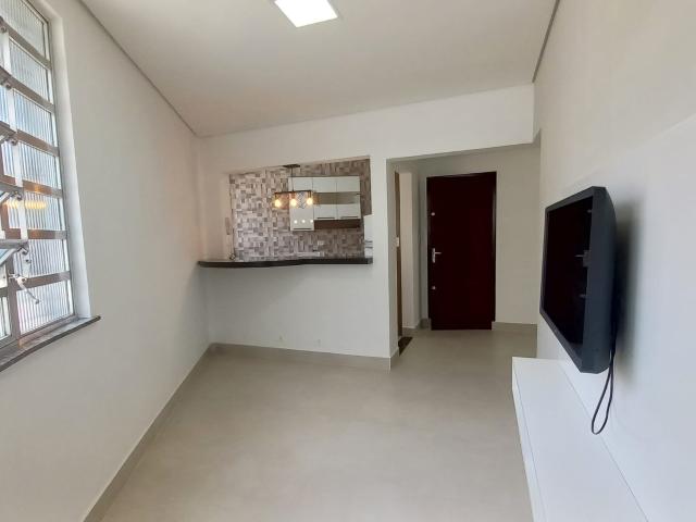Apartamento para Aluguel com 1 quartos, 48 m² por R$ 2.800