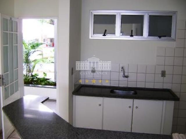 Apartamento para Aluguel com 1 quartos, 48 m² por R$ 750