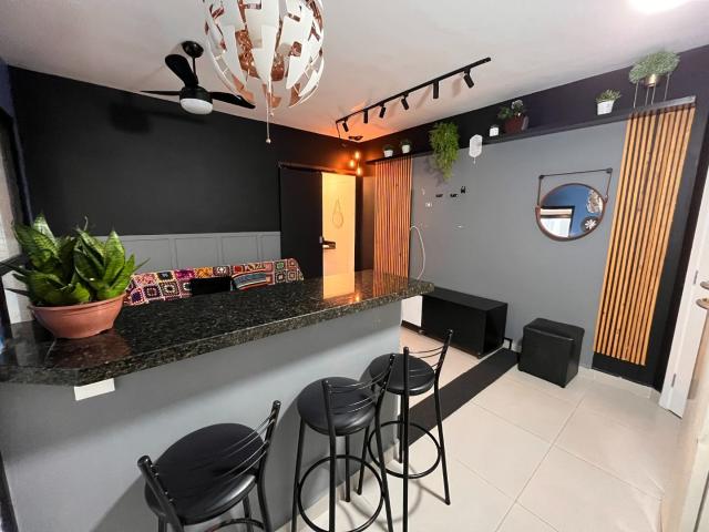 Apartamento para Aluguel com 1 quartos, 50 m² por R$ 2.200