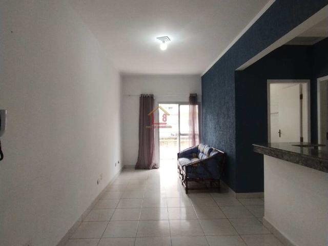 Apartamento para Aluguel com 1 quartos, 50 m² por R$ 2.300