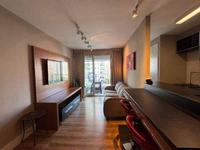Apartamento para Aluguel com 1 quartos, 50 m² por R$ 5.000