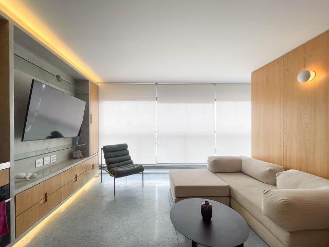 Apartamento para Aluguel com 1 quartos, 50 m² por R$ 7.190