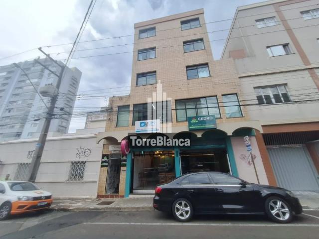 Apartamento para Aluguel com 1 quartos, 52 m² por R$ 990