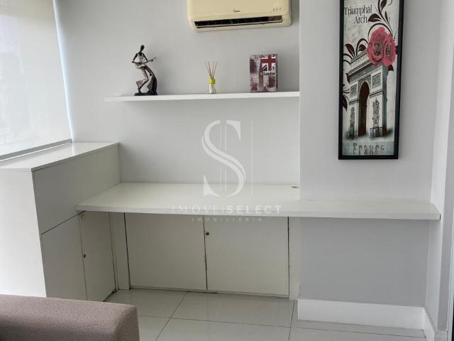 Apartamento para Aluguel com 1 quartos, 54 m² por R$ 10.500