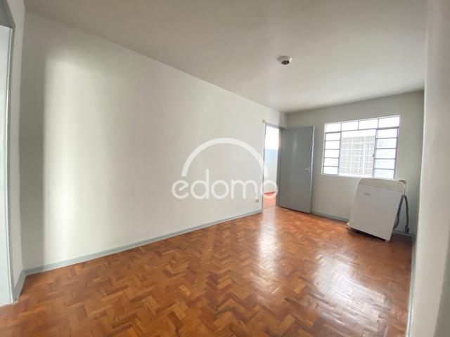 Apartamento para Aluguel com 1 quartos, 55 m² por R$ 2.000