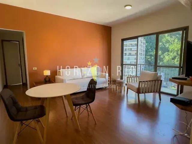 Apartamento para Aluguel com 1 quartos, 60 m² por R$ 4.500