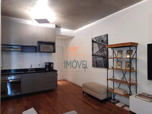 Apartamento para Aluguel com 1 quartos, 62 m² por R$ 6.800