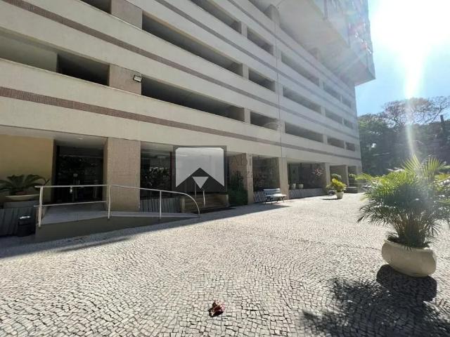Apartamento para Aluguel com 1 quartos, 65 m² por R$ 3.200