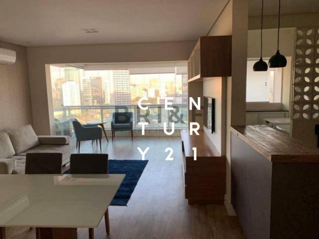 Apartamento para Aluguel com 1 quartos, 70 m² por R$ 8.100