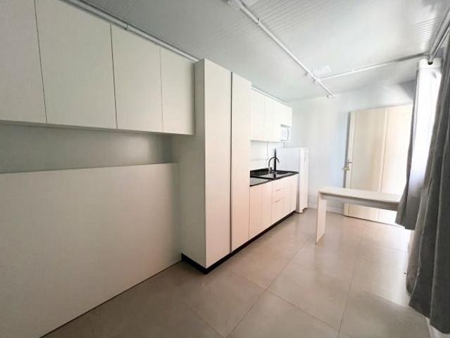 Apartamento para Aluguel com 1 quartos, 14 m² por R$ 1.800
