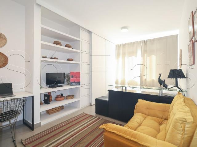 Apartamento para Aluguel com 1 quartos, 24 m² por R$ 2.300