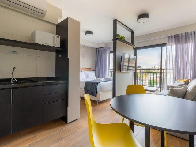 Apartamento para Aluguel com 1 quartos, 24 m² por R$ 3.944