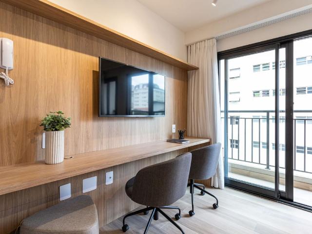 Apartamento para Aluguel com 1 quartos, 26 m² por R$ 1.800