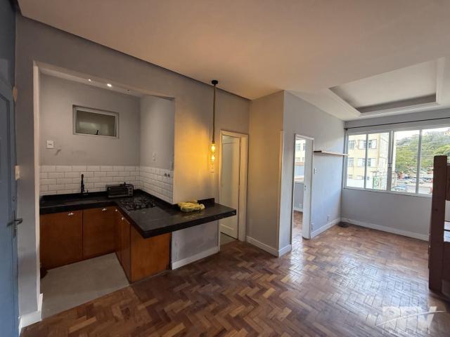 Apartamento para Aluguel com 1 quartos, 29 m² por R$ 1.200