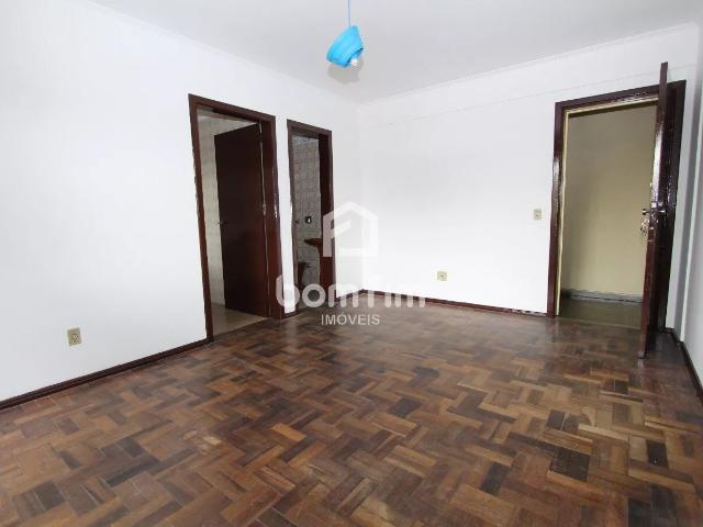 Apartamento para Aluguel com 1 quartos, 30 m² por R$ 950