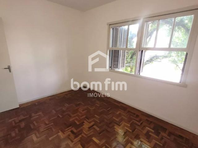 Apartamento para Aluguel com 1 quartos, 38 m² por R$ 1.200