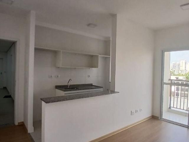 Apartamento para Aluguel com 1 quartos, 38 m² por R$ 1.770
